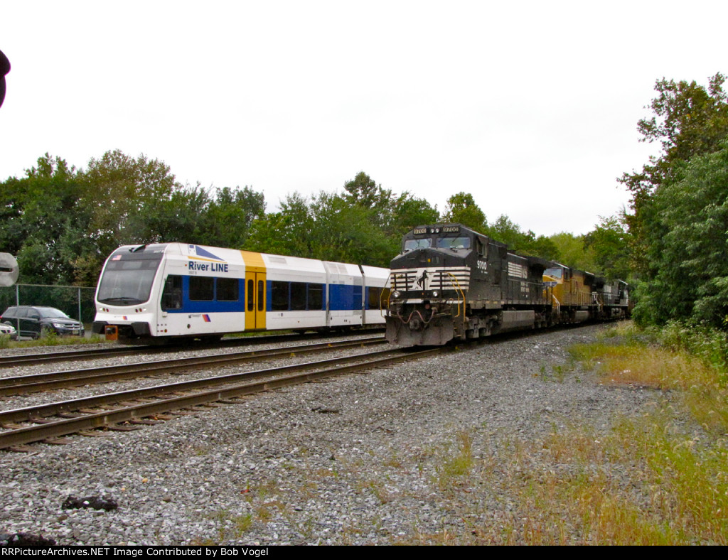 NJT 3507 ad NS 9700